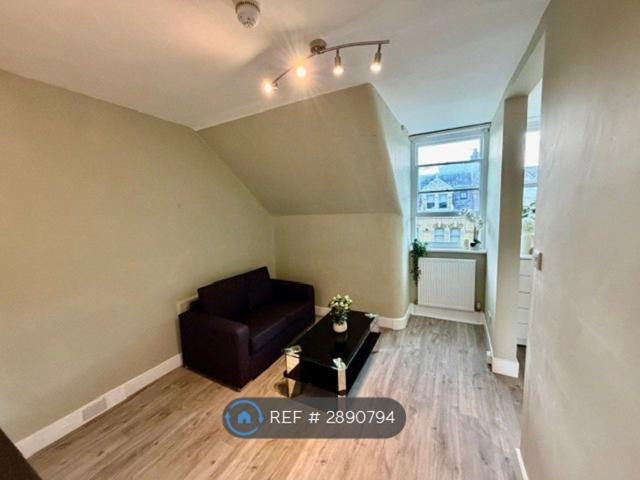 Glazbury, London W14, Room to rent, £1,300 pcm | PrimeLocation