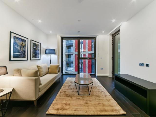 Glacier House The Residence, 14. 1 bed flat to rent £2,708 pcm £625 pw