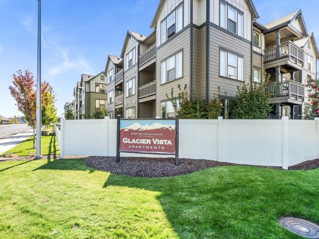Glacier Vista Apartments 1 Bedroom Apartment for Rent at 2750 Sw Indian Ave, Redmond, OR 97756