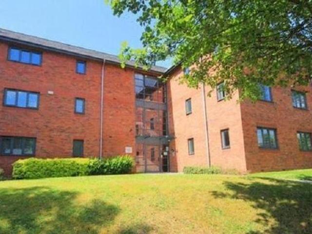 Glade Park Court, Liverpool, 2 Bedroom Flat
