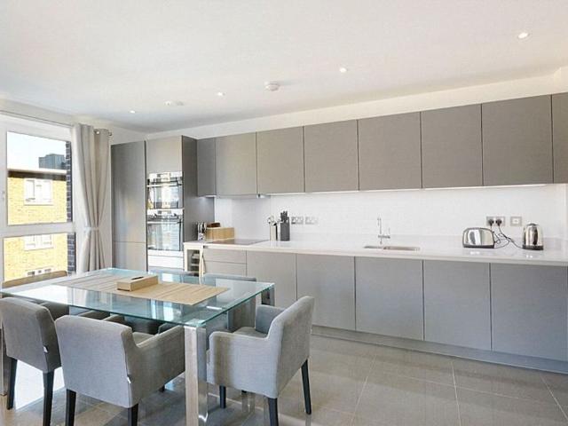 Glade Path, Southwark, London SE1, 3 bed flat to rent, £4,500 pcm | PrimeLocation