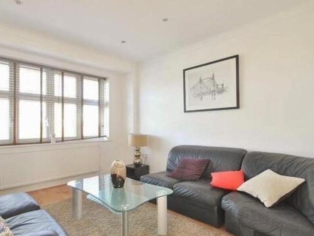 Gladstone Court, Anson Road, 3 Bedroom Flat
