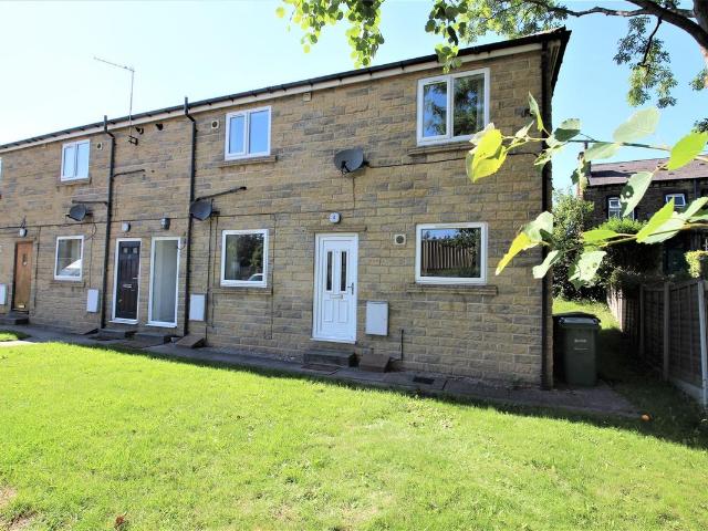 Gladstone Court, Pudsey, West Yorkshire, Leeds LS28, 2 bed flat to rent, £850 pcm | PrimeLocation