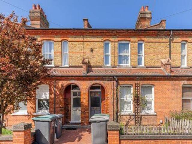 Gladstone Avenue, London, 3 Bedroom Terraced
