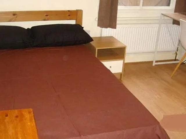 Gladstone Avenue, London, N22 6LB, United Kingdom | Studio townhouse for rent #137838167 | Rentberry