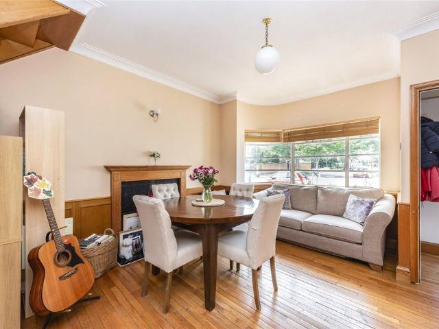 Gladstone Avenue, Twickenham, TW2 7PS