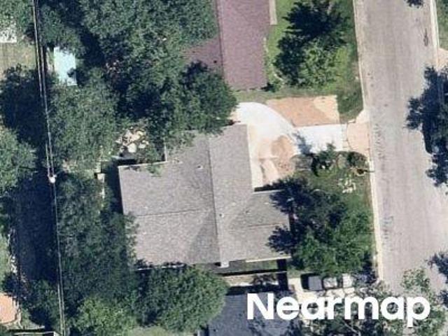 Gladstone Dr