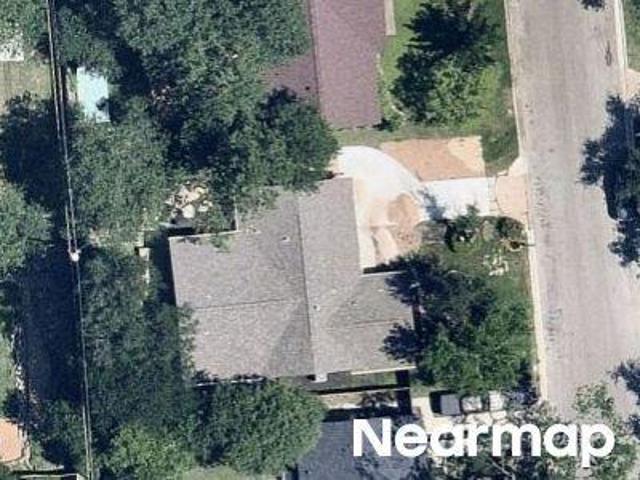 Gladstone Dr
