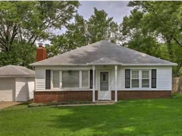 Gladstone MO 64118