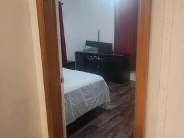Gladstone MO 64118