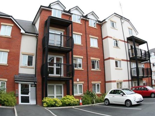 Gladstone Mews, Warrington WA2, 2 bed flat to rent, £900 pcm | PrimeLocation