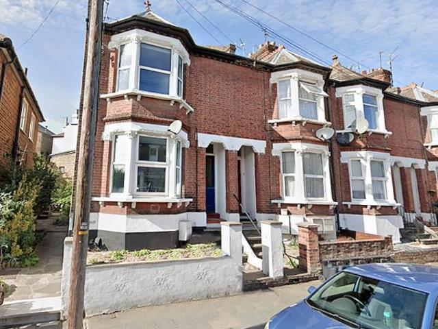 Gladstone Road, Watford WD17, 1 bed flat to rent, £1,250 pcm | PrimeLocation