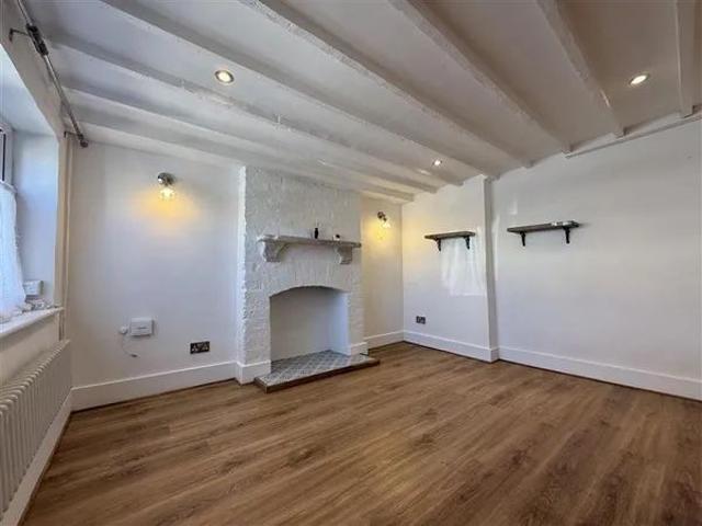 Gladstone Road, Cheltenham, GL53