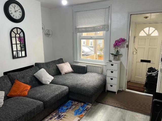 Gladstone Road, Dartford DA1, 2 bed terraced house to rent, £1,850 pcm | PrimeLocation