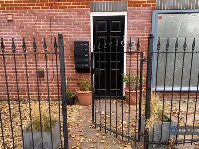 Gladstone Road, Orpington, 1 Bedroom Flat