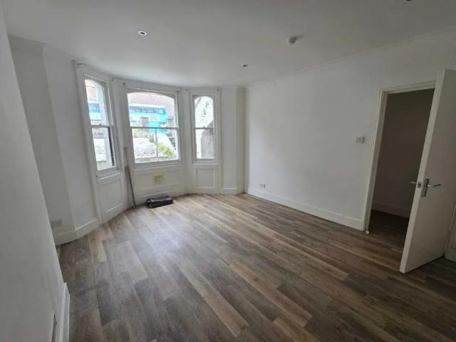 Gladstone Terrace, Brighton
