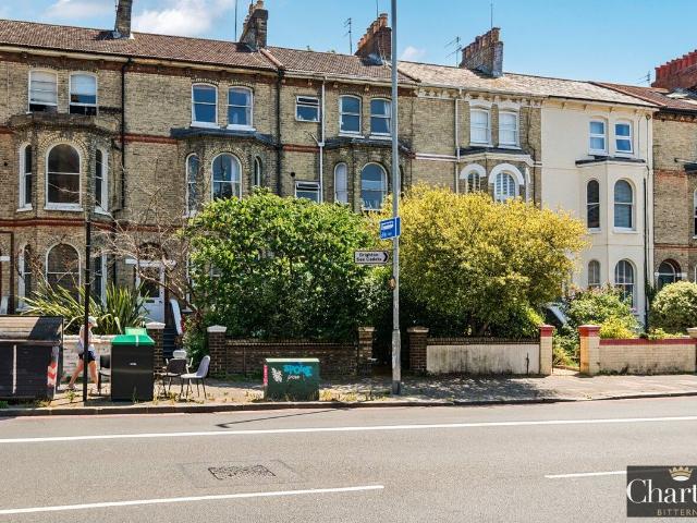 Gladstone Terrace, Brighton, East Sussex BN2, 1 bed flat to rent, £1,250 pcm | PrimeLocation