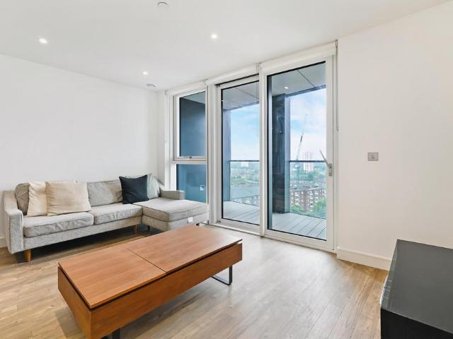 Gladwin Tower, Nine Elms Point. 2 bed flat to rent £4,117 pcm £950 pw