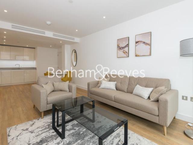 Gladwin Tower, Nine Elms SW8 1 bed apartment to rent £2,925 pcm £675 pw
