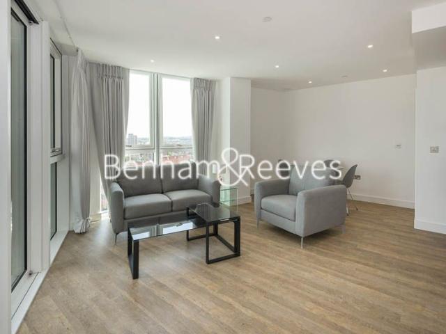 Gladwin Tower, Nine Elms SW8, 2 bed flat to rent, £3,900 pcm | PrimeLocation