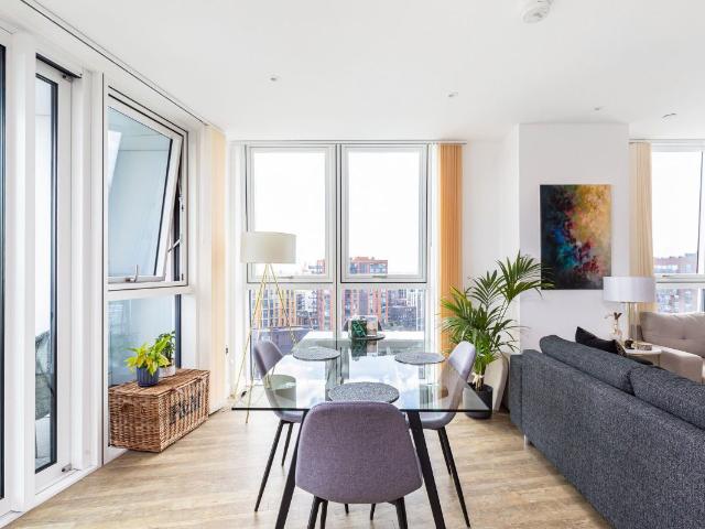 Gladwin Tower, Wandsworth Road, London SW8, 2 bed flat to rent, £3,900 pcm | PrimeLocation
