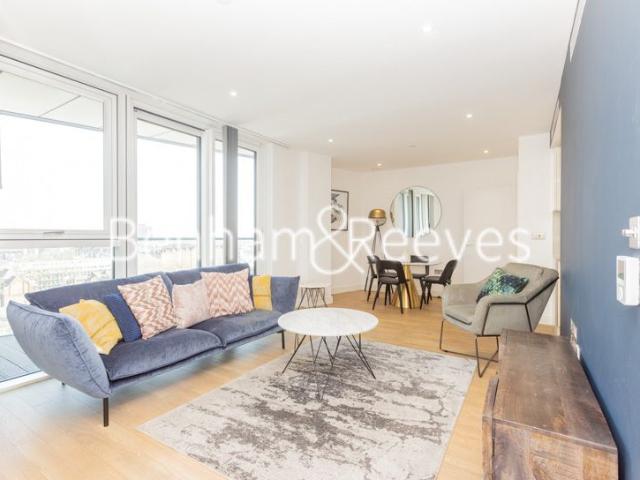 Gladwin Tower, Wandsworth Road SW8, 2 bed flat to rent, £3,700 pcm | PrimeLocation