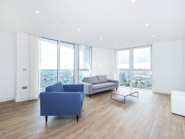 Gladwin Tower, 50 Wandsworth Road, London SW8, 2 bed flat to rent, £4,000 pcm | PrimeLocation