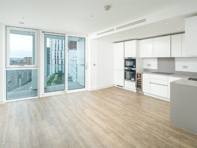 Gladwin Tower, 50 Wandsworth Road, Nine Elms, London SW8, 1 bed flat to rent, £2,700 pcm | PrimeLocation
