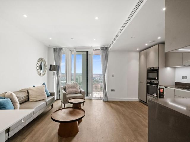 Gladwin Tower, 50 Wandsworth Road SW8, 2 bed property to rent, £4,000 pcm | PrimeLocation