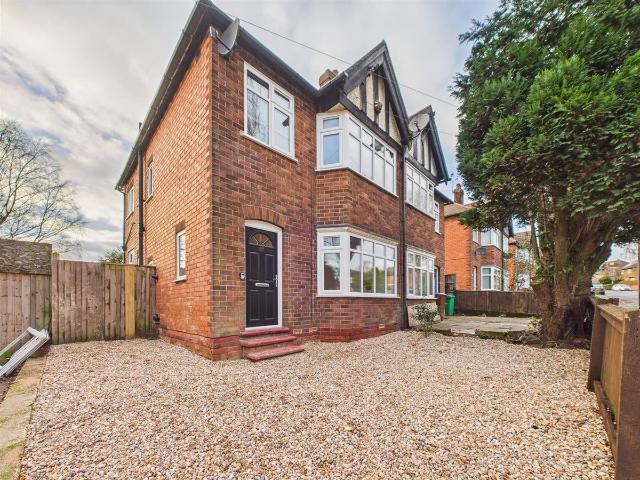 Glamis Road, Nottingham NG5, 3 bed property to rent, £1,350 pcm | PrimeLocation