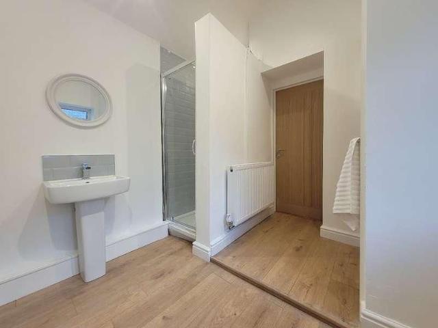 Glan Ebbw Terrace, Victoria, Ebbw Vale, NP23