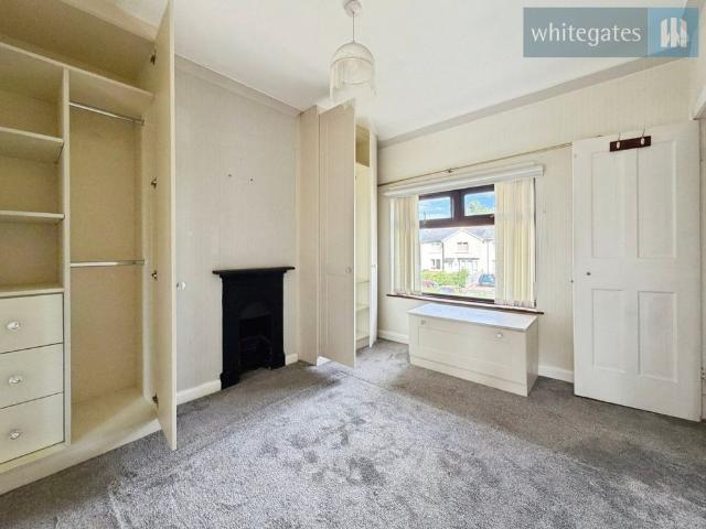 Glan Garth, Wrexham, LL12