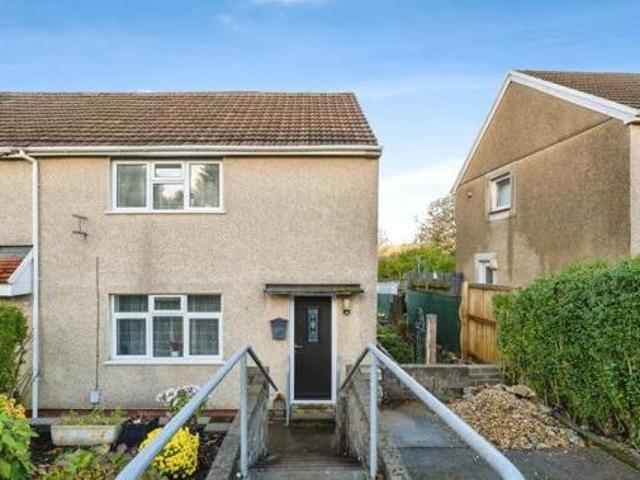 Glan Y Wern Road, Swansea, 2 Bedroom End