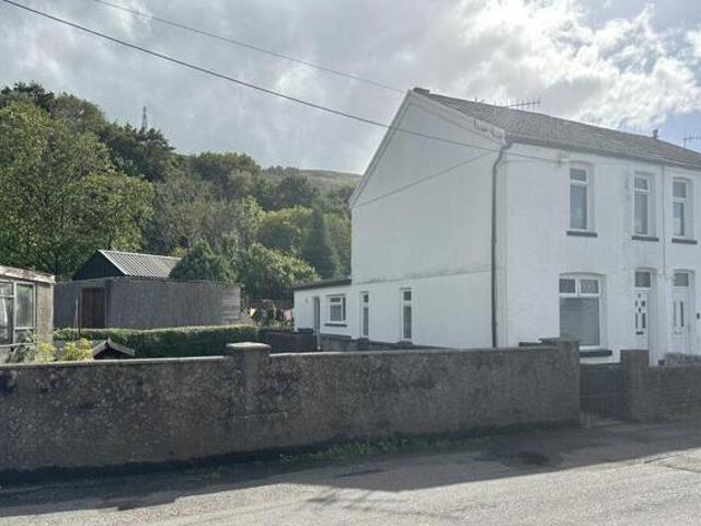 Glannant Terrace, Ystradgynlais, 3 Bedroom Semi detached