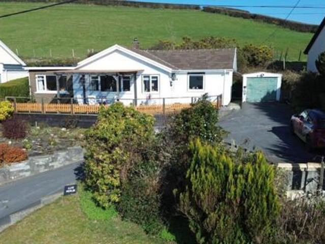 Glantren Lane, Llanybydder, 3 Bedroom Detached