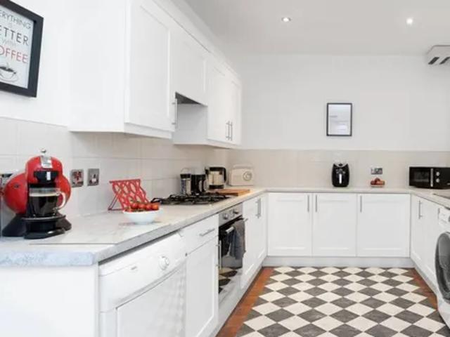 Glasgow City, G14 0RP, United Kingdom | 2 bed apartment for rent #165103572 | Rentberry