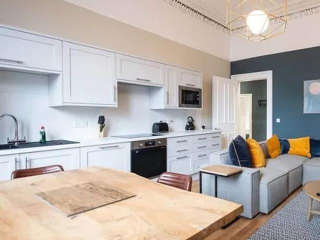 Glasgow City, G12 8AS, United Kingdom | 3 bed apartment for rent #165038638 | Rentberry