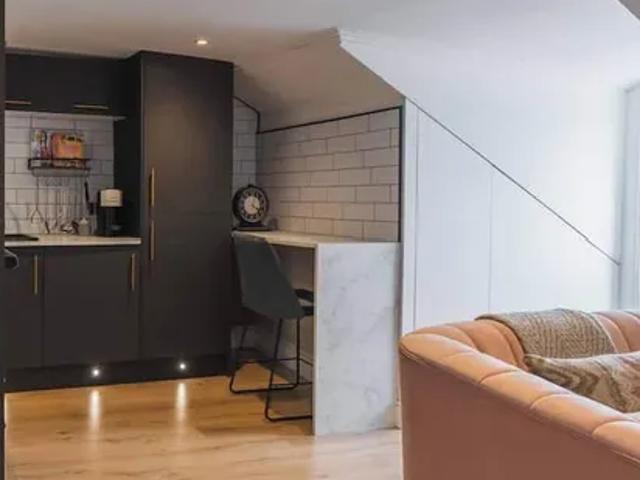 Glasgow City, G12 8JQ, United Kingdom | 2 bed apartment for rent #149463159 | Rentberry