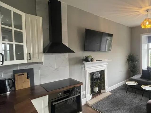 Glasgow City, G12 8RJ, United Kingdom | 4 bed apartment for rent #165611424 | Rentberry