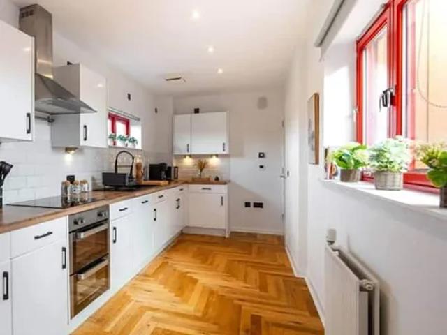 Glasgow City, G20 8EE, United Kingdom | 3 bed house for rent #165033754 | Rentberry