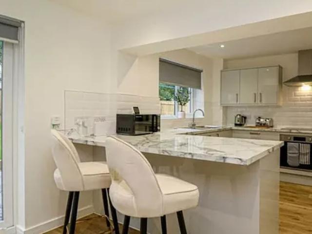 Glasgow City, G20 8EJ, United Kingdom | 3 bed duplex for rent #147773358 | Rentberry
