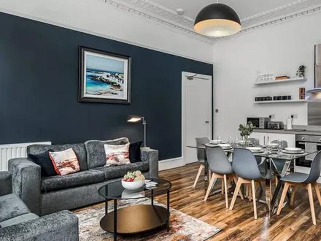 Glasgow City, G3 6RF, United Kingdom | 4 bed apartment for rent #96060447 | Rentberry