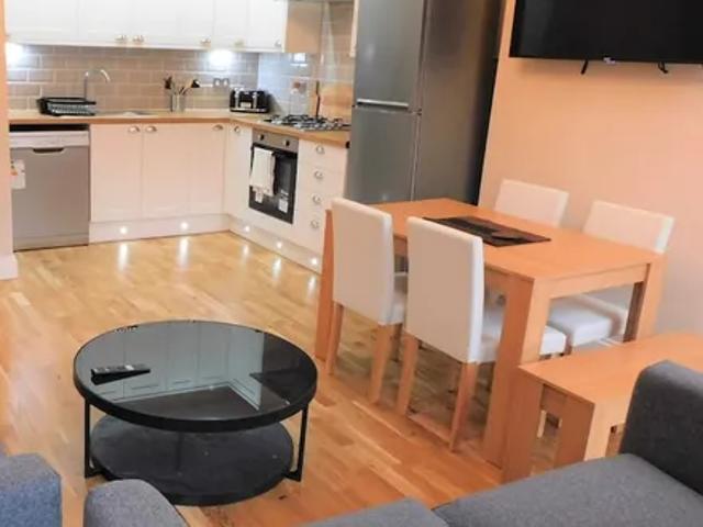 Glasgow City, G3 6RN, United Kingdom | 3 bed apartment for rent #96713647 | Rentberry