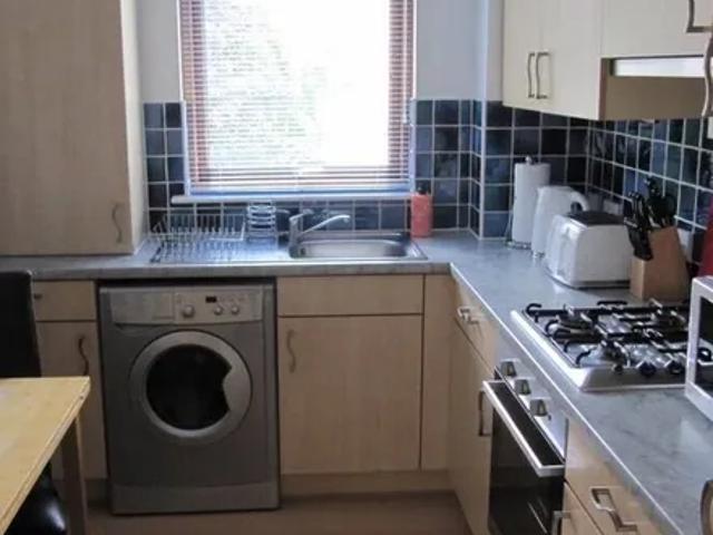 Glasgow City, G44 4TL, United Kingdom | 2 bed apartment for rent #126176841 | Rentberry