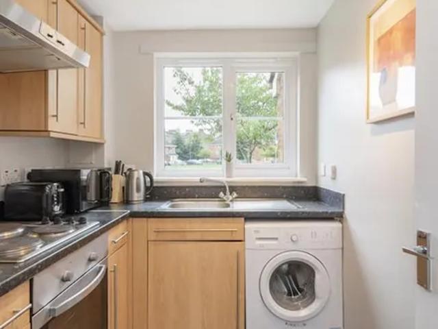 Glasgow City, G40 1AJ, United Kingdom | 2 bed house for rent #95654746 | Rentberry