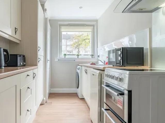 Glasgow City, G41 1PX, United Kingdom | 2 bed apartment for rent #113981352 | Rentberry