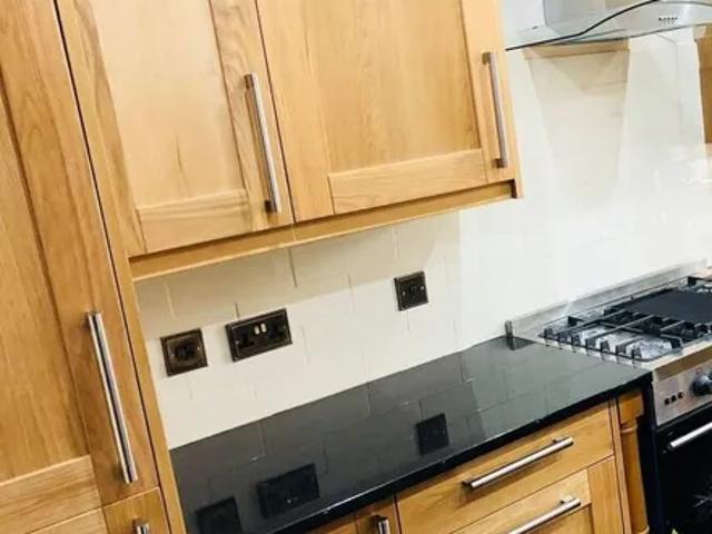 Glasgow City, G41 5BS, United Kingdom | 4 bed house for rent #97946017 | Rentberry