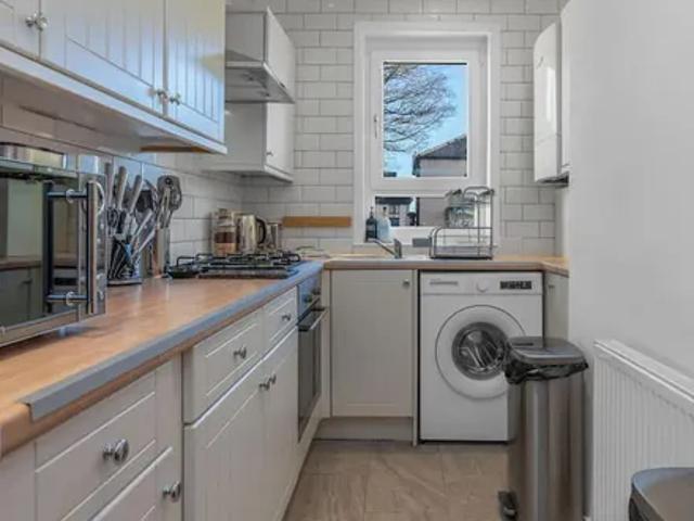 Glasgow City, G51 4NA, United Kingdom | 3 bed apartment for rent #165040883 | Rentberry