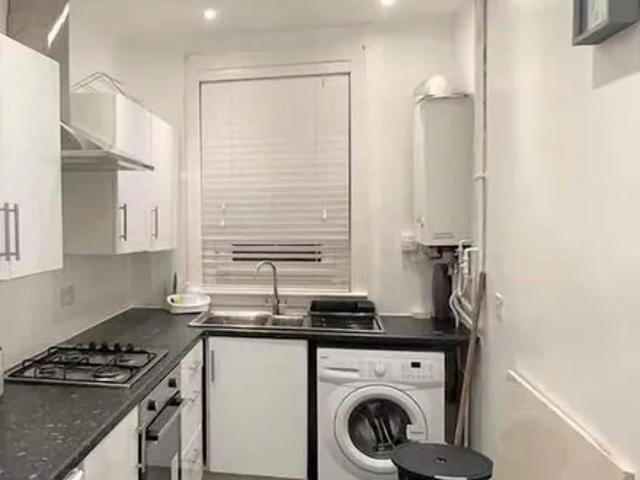 Glasgow City, G53 6AU, United Kingdom | 2 bed apartment for rent #97190981 | Rentberry