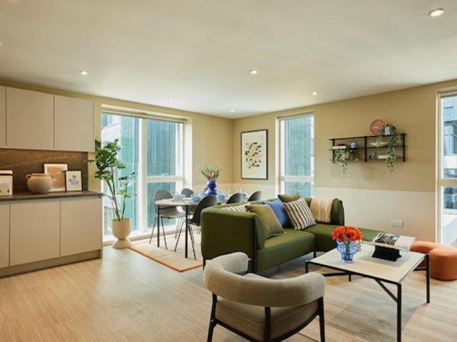 Glasgow City, UK G1, 3 bed flat to rent, £2,340 pcm | PrimeLocation